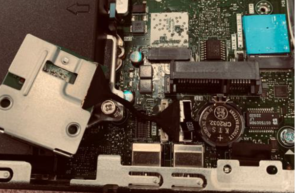 Dell® UC-ENGINE: CMOS Battery Replacement